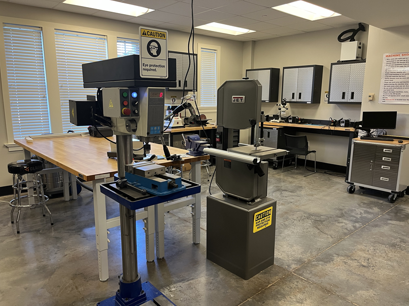 Executive Director Gilmore speaks to USM Ocean Engineering students | Mississippi Board of ...